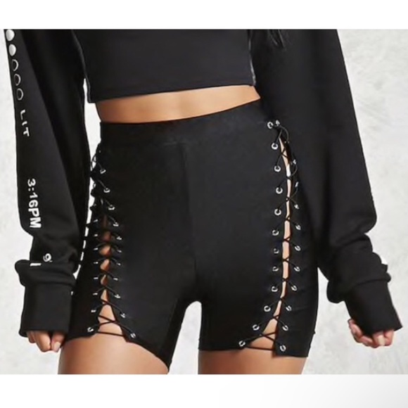 Forever 21 | Shorts | Nwt Forever 2 Biker Shorts Lace Up Grommet Shorts ...